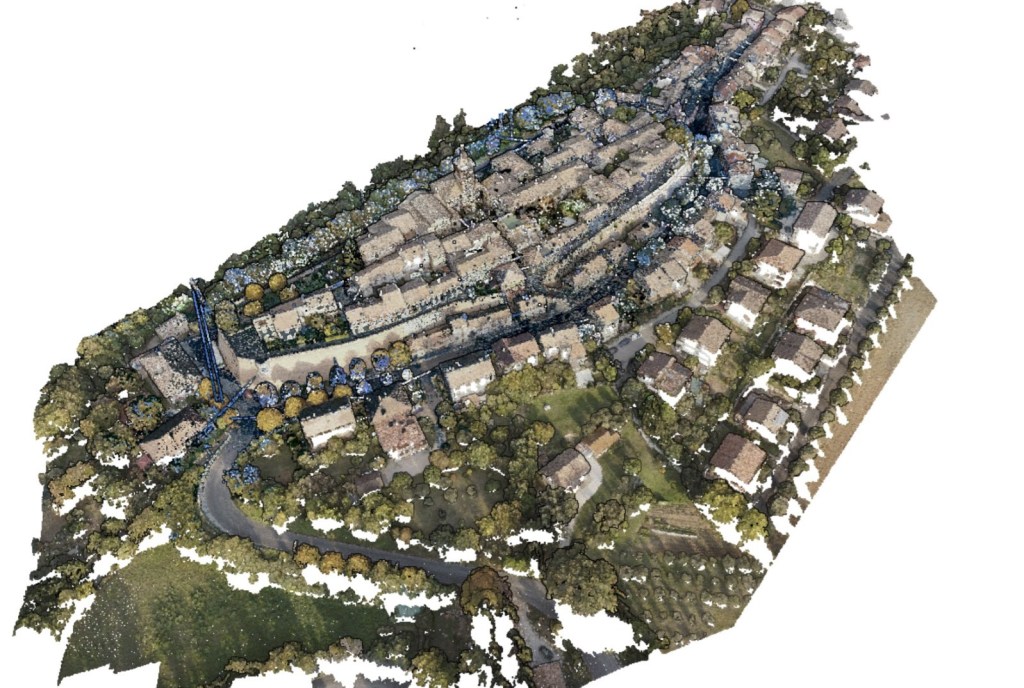 Laser scanner, tecnologia 3D e droni: a Barchi, nelle Marche, rinascono ...